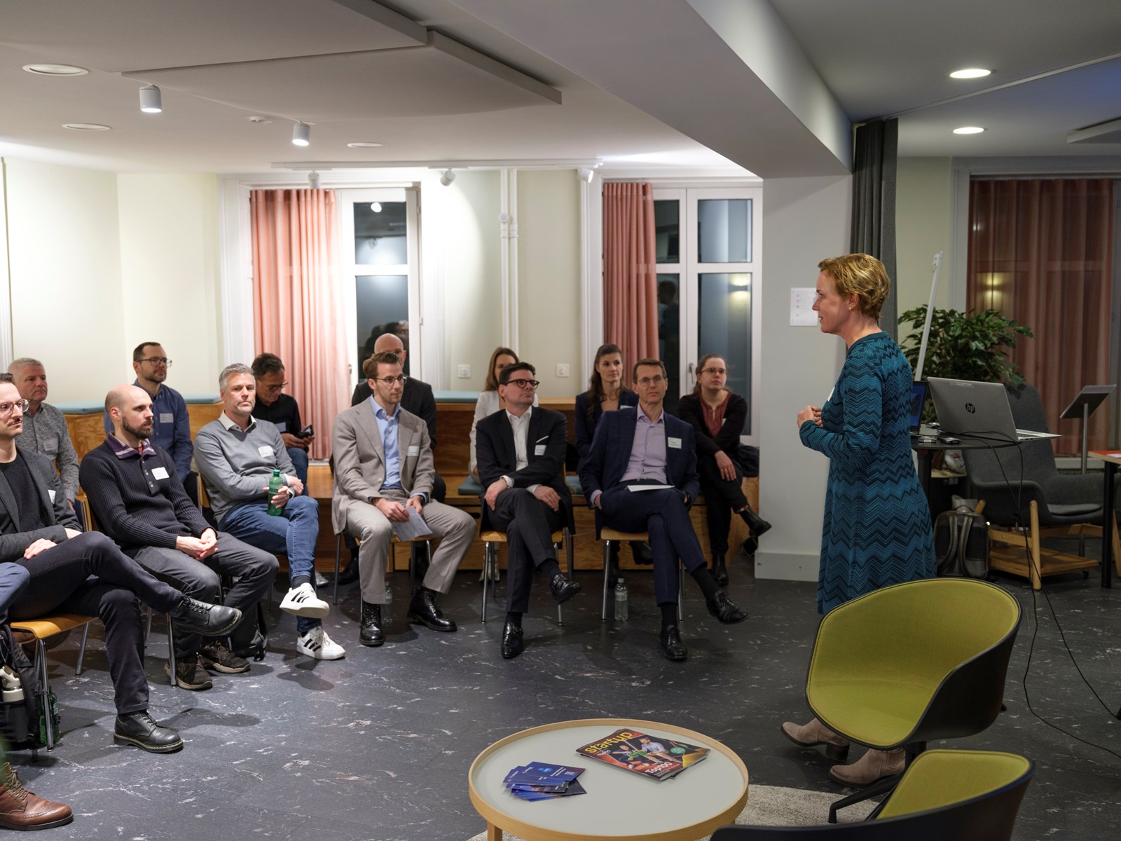 1. Kamingespräch des «Club 500» zu Gast bei Swisscom | fhnews.ch I News ...